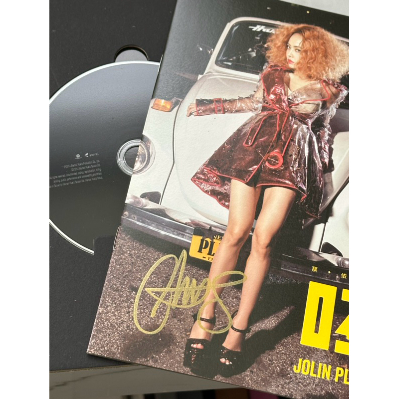 預購限定 親筆簽名 玩劇女伶版 寫真書專輯 蔡依林jolin play 呸 限量 | 蝦皮購物