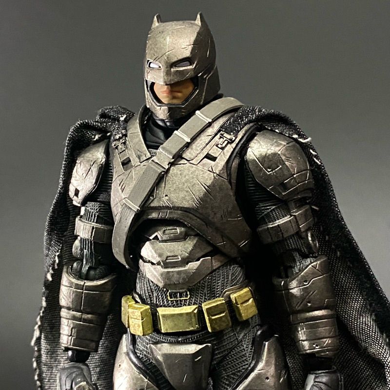 MEDICOM TOY MAFEX NO.023 蝙蝠俠大戰超人：正義曙光 重裝蝙蝠俠 無盒 二手美品 | 蝦皮購物