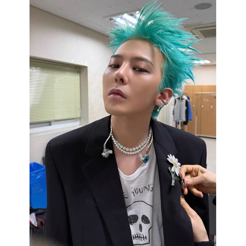 [2some SHOP] (翻玩款) 權志龍 x GD TOO BAD MV同款 U領 骷髏圖案 印花T 男女碼 | 蝦皮購物