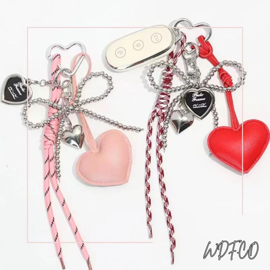 WDF.CO現貨｜2025韓國miu風新款皮革愛心吊飾│黑紅粉3色編織吊繩│珠鍊蝴蝶結│包包掛件│ins小物│包包吊飾│ | 蝦皮購物