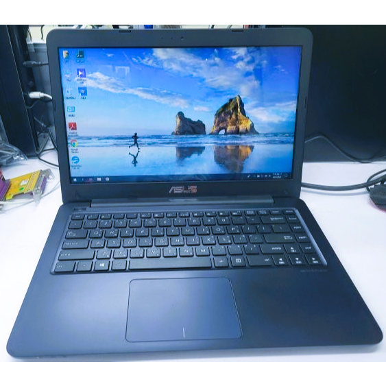 極新🔥電池如新🔥雙磁碟🔥14吋 4核心筆電🔥ASUS L402N🔥256GB MLC SSD🔥輕巧好攜 | 蝦皮購物