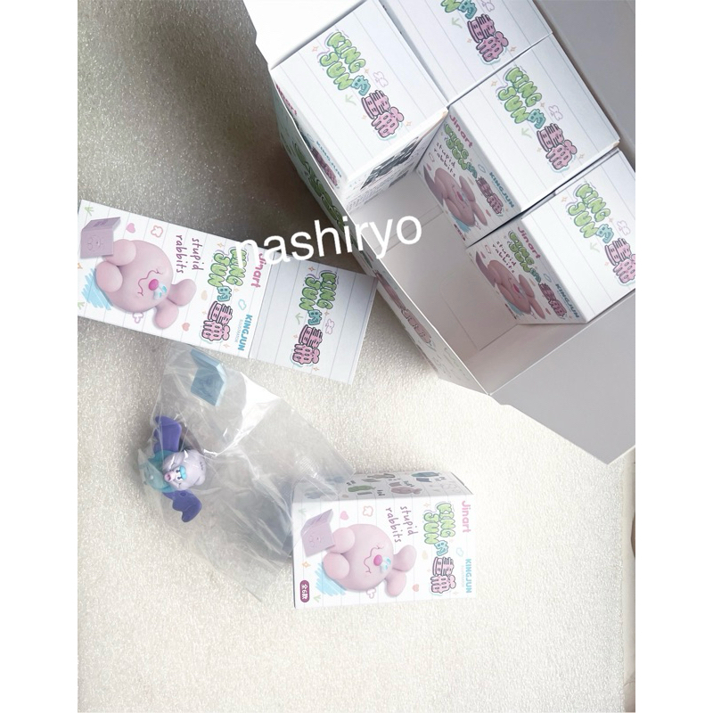 【文創代購】JINART x KINGJUN_KINGJUN的畫冊 - 盜版蠢兔 鼻涕蟲 豬豬蝙蝠 | 蝦皮購物