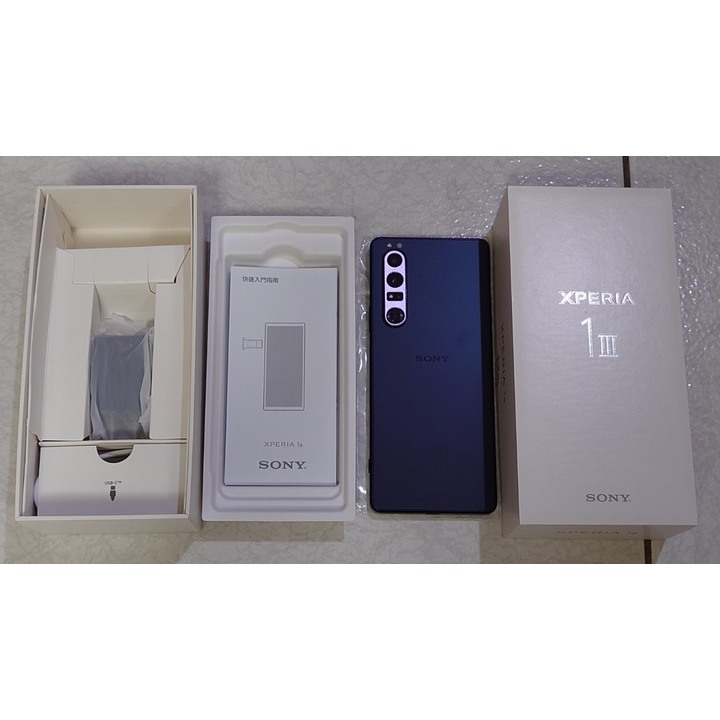 9成新 台版 Xperia 1III 盒裝紫色12G/256G 5G+5G 1II 1 IV 1V 可參考 | 蝦皮購物