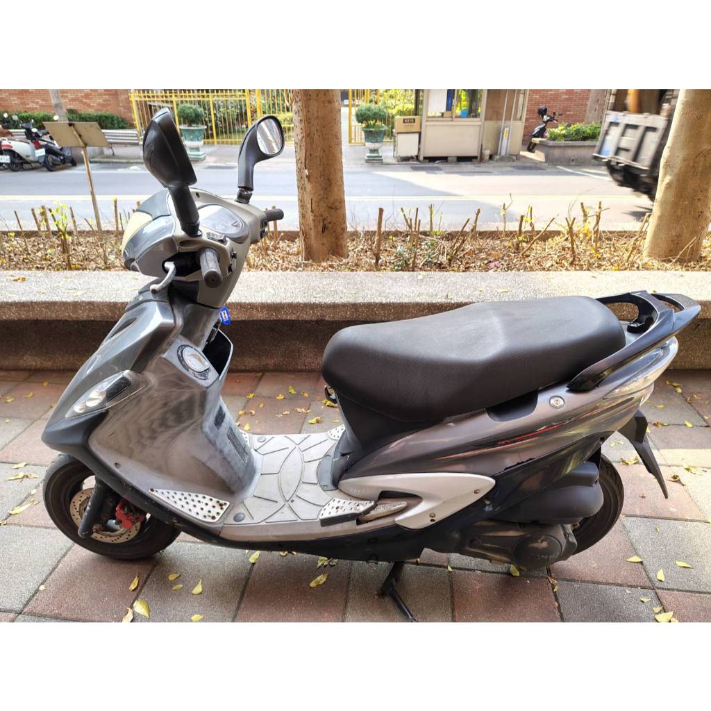 便宜賣啦...急售...2006年三陽SYM R1Z 125報廢車/零件車/殺肉車(灰，已報廢) | 蝦皮購物