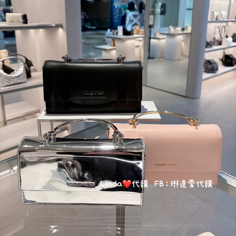 Linda ️代購 Charles & Keith 小CK 側背 斜背包 ck6-10840559 黑色 粉色 金鍊帶 | 蝦皮購物