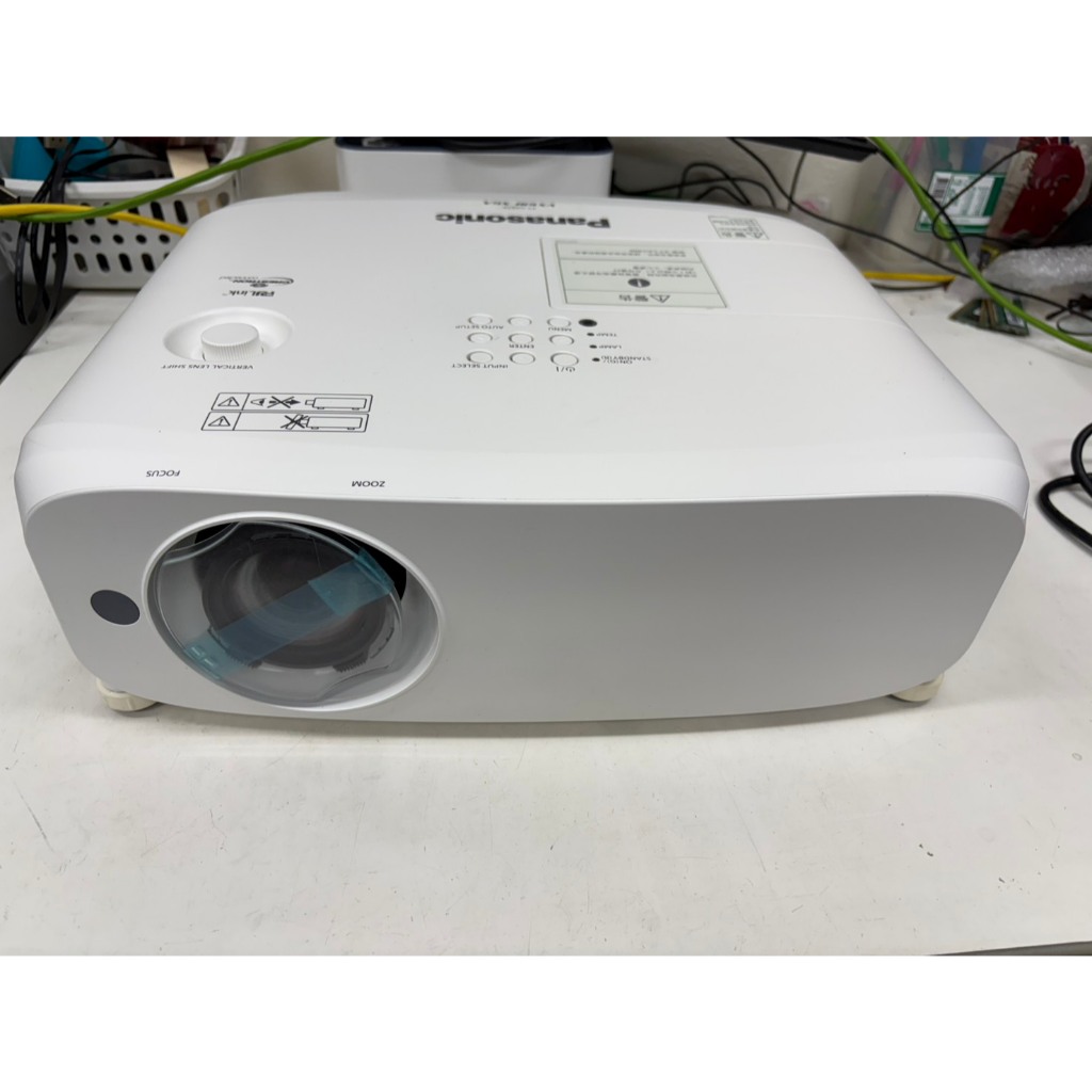 【平價二手】Panasonic LCD投影機 型號: PT-VX610 (XGA)–濾網已使用時數1125 小時 | 蝦皮購物