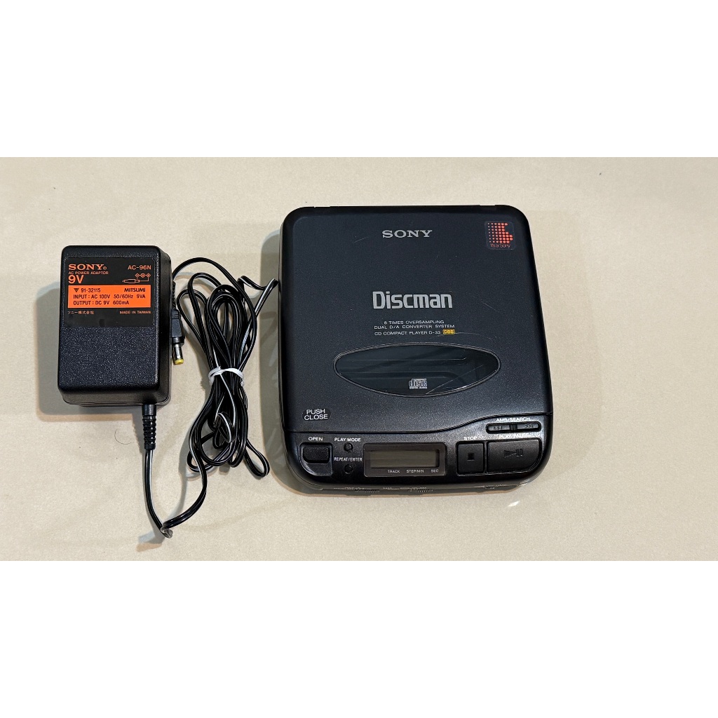 稀有珍藏品 銘機_經典聲音推力強SONY Discman D-33 CD隨身聽 日本製 單機+變壓器 品項與功能完美 | 蝦皮購物