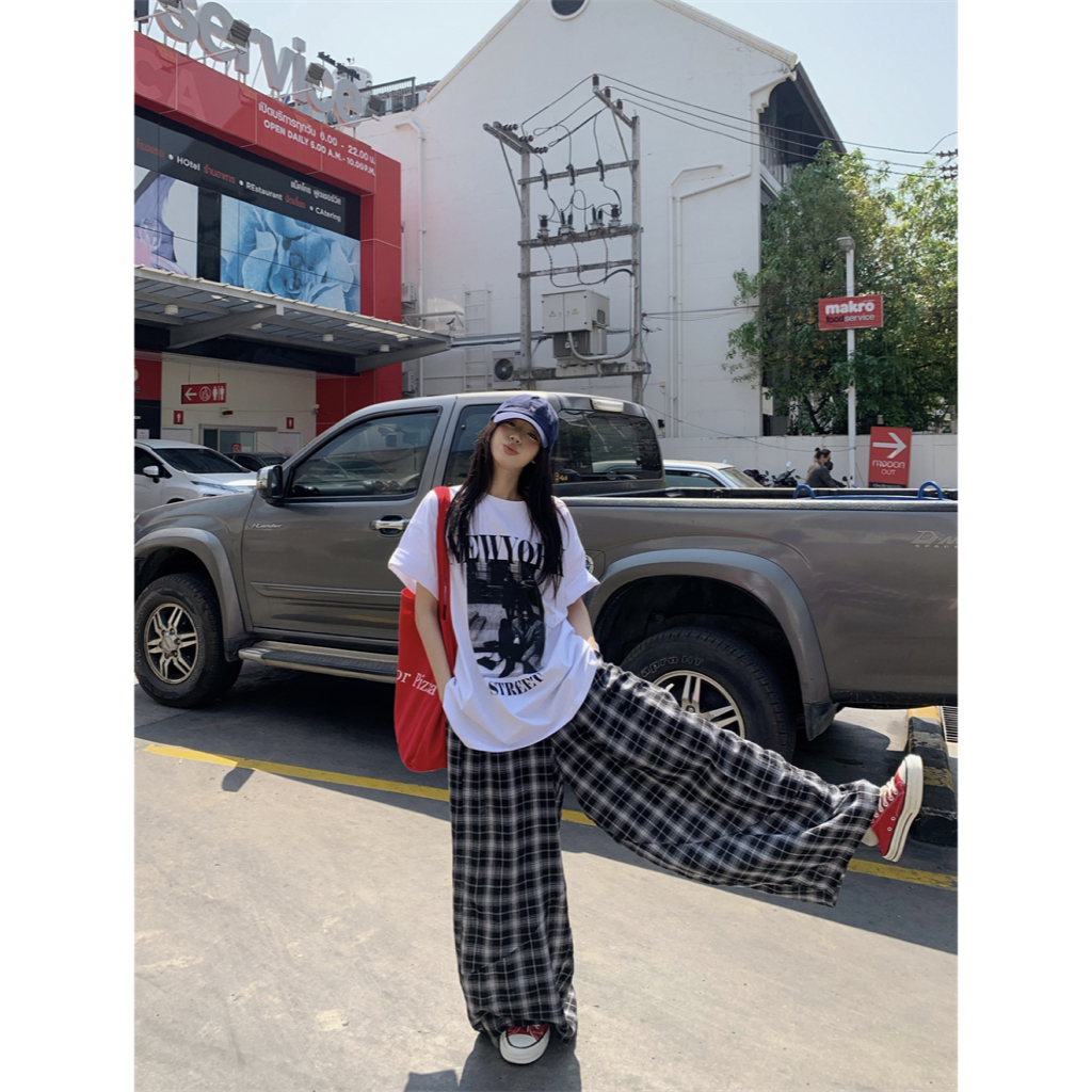 Y2 style ️個性印花短袖T恤＋格紋闊腿褲U ️Y2style歐美設計款寬鬆韓版個性中大尺碼【K48396】 | 蝦皮購物