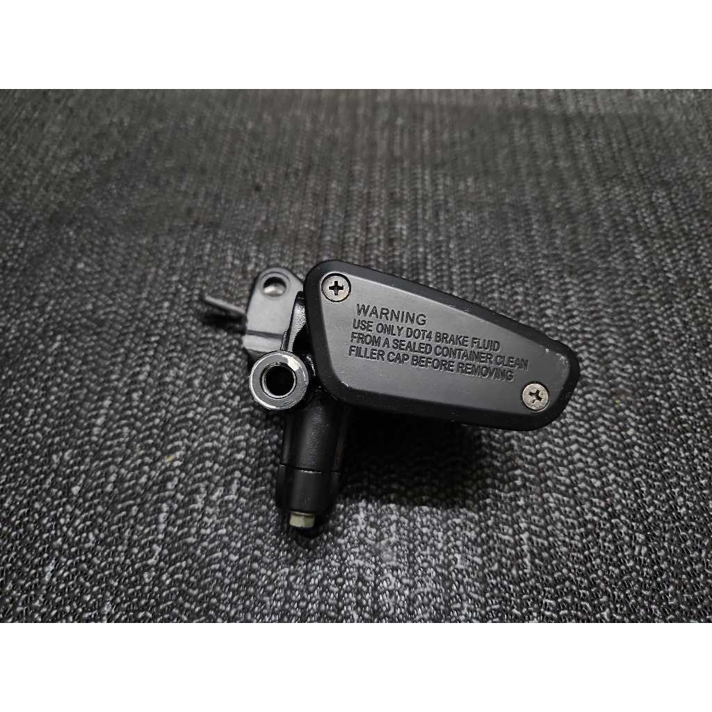 光陽原廠 KRV 180 左邊 後煞車 後剎車 AEE2 煞車主缸 油壓主缸 油壓總泵 油缸 煞車油缸 主缸 | 蝦皮購物