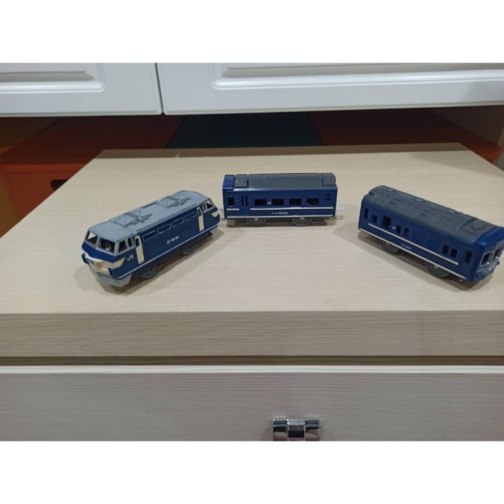最便宜 PLARAIL鐵道王國 EF-66機關車(三輛編成) Takara Tomy | 蝦皮購物