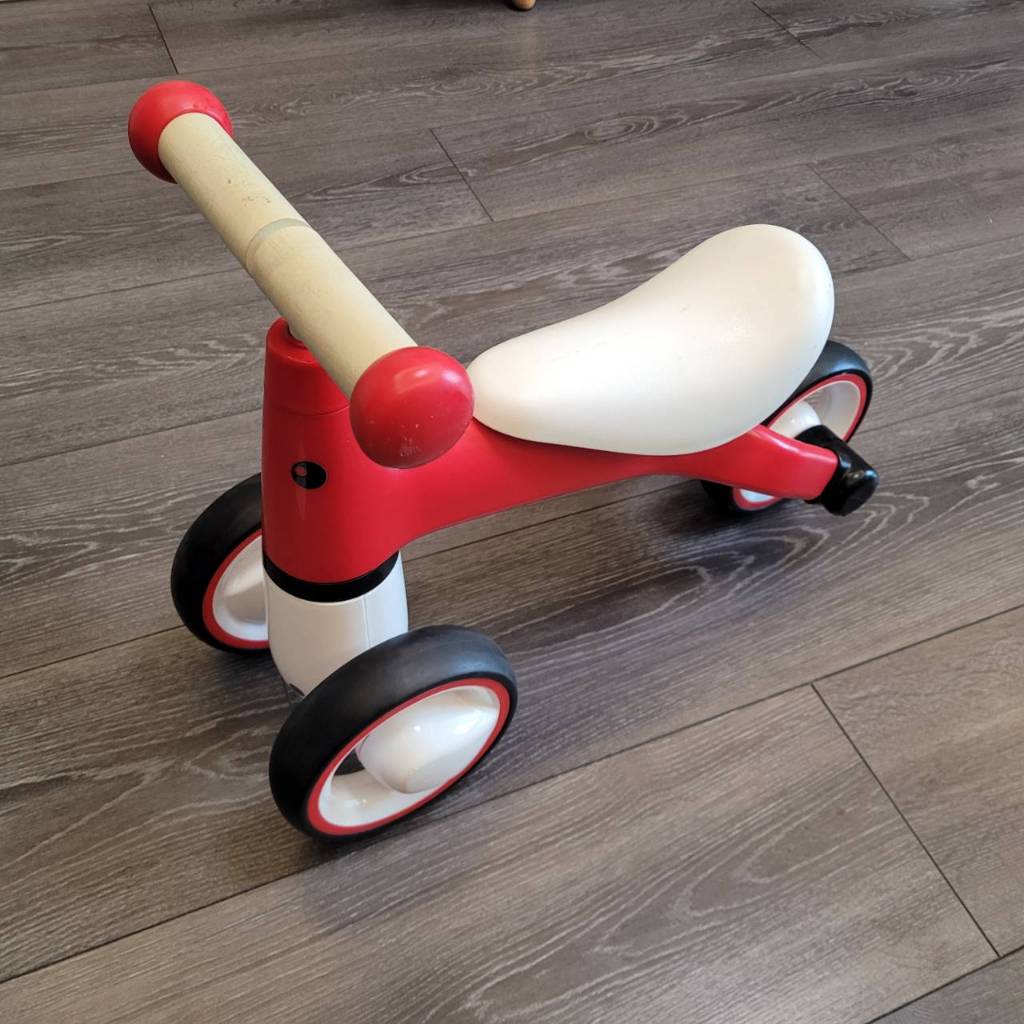 lebei 樂貝 幼兒平衡滑步車 1-3歲適用 二手 七成新 (已降價) | 蝦皮購物