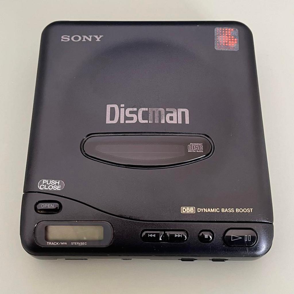 最後值下35年銘機 壓盤式托盤 Sony Discman D-11日本製 CD隨身聽 單機功能正常 保存很好最後一台 | 蝦皮購物