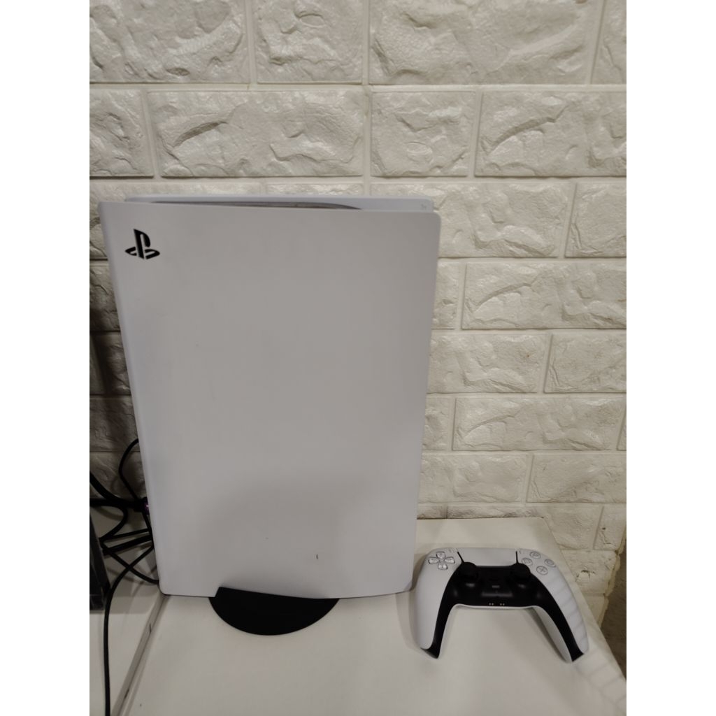 PS5 二手光碟主機 1218A含手把 過保固了 可小議喔 | 蝦皮購物