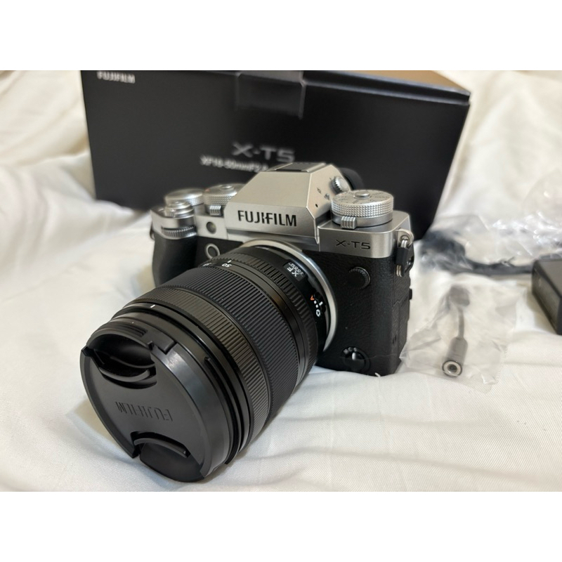 FUJIFLIM XT5 9.9成新 有盒 有發票 有單 相機 單眼相機 二手 附鏡頭 可小刀 | 蝦皮購物