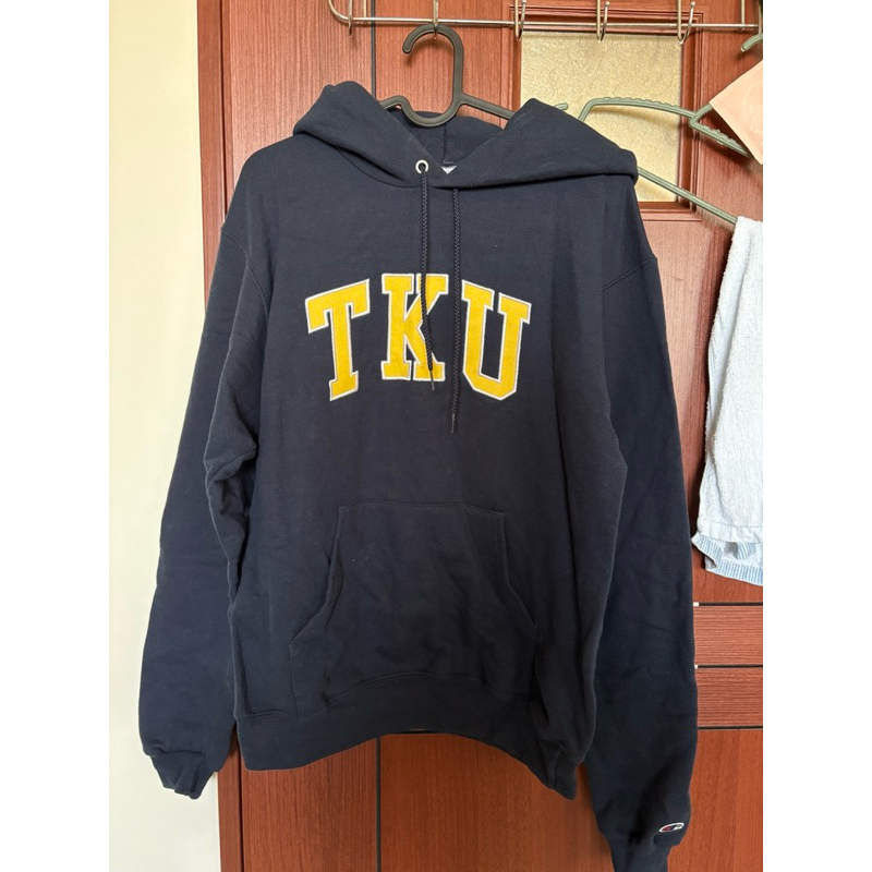 [二手僅穿一次 近全新]TKU & Champion聯名帽T 深藍 | 蝦皮購物