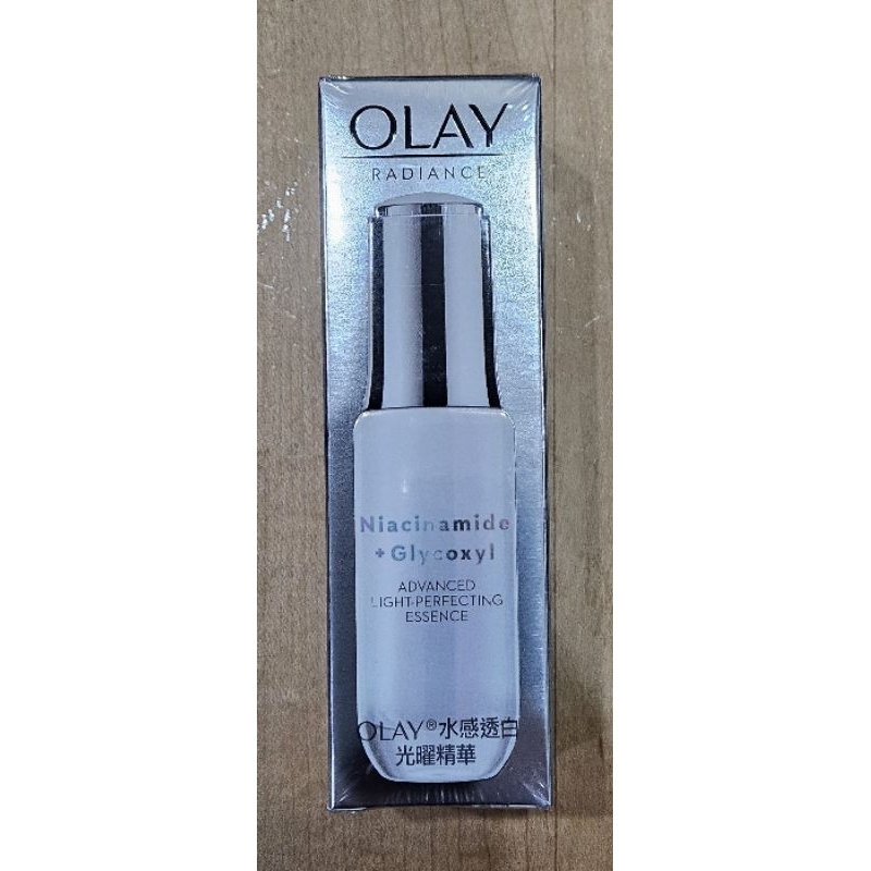 【芮姬的窩。可刷卡】2027年03月 OLAY 歐蕾革糖素小白瓶 水感透白光矅精華 30ml | 蝦皮購物