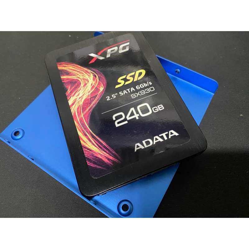 二手良品，威剛，SSD，240G，固態硬碟，使用時數99小時內，含轉接架，附圖。 | 蝦皮購物