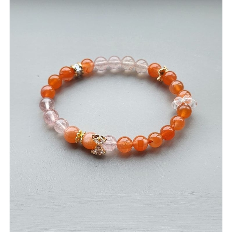 ☆星空燦爛水晶☆1066.南紅瑪瑙（7mm)太陽石（7m+)草莓晶（7mm)+鋯石蝴蝶結小跑環彈力繩款♡15手圍 | 蝦皮購物