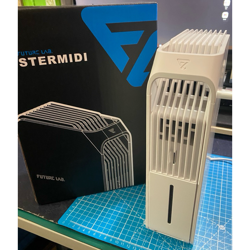 FUTURE LAB 未來實驗室 Stermidi 殺菌除濕機 極淨白 | 蝦皮購物