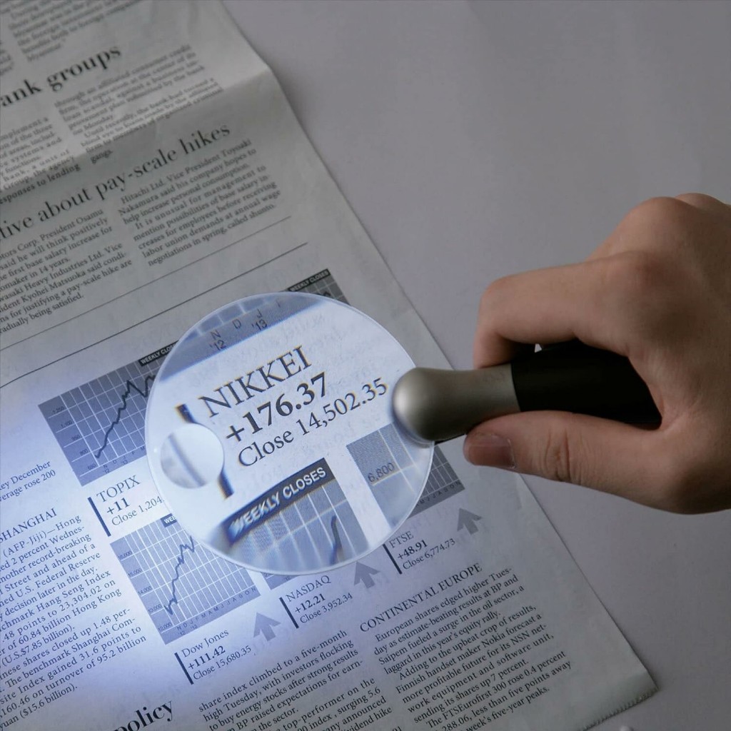 Raymay藤井 日本製閱讀放大鏡帶LED燈 超輕 | 蝦皮購物