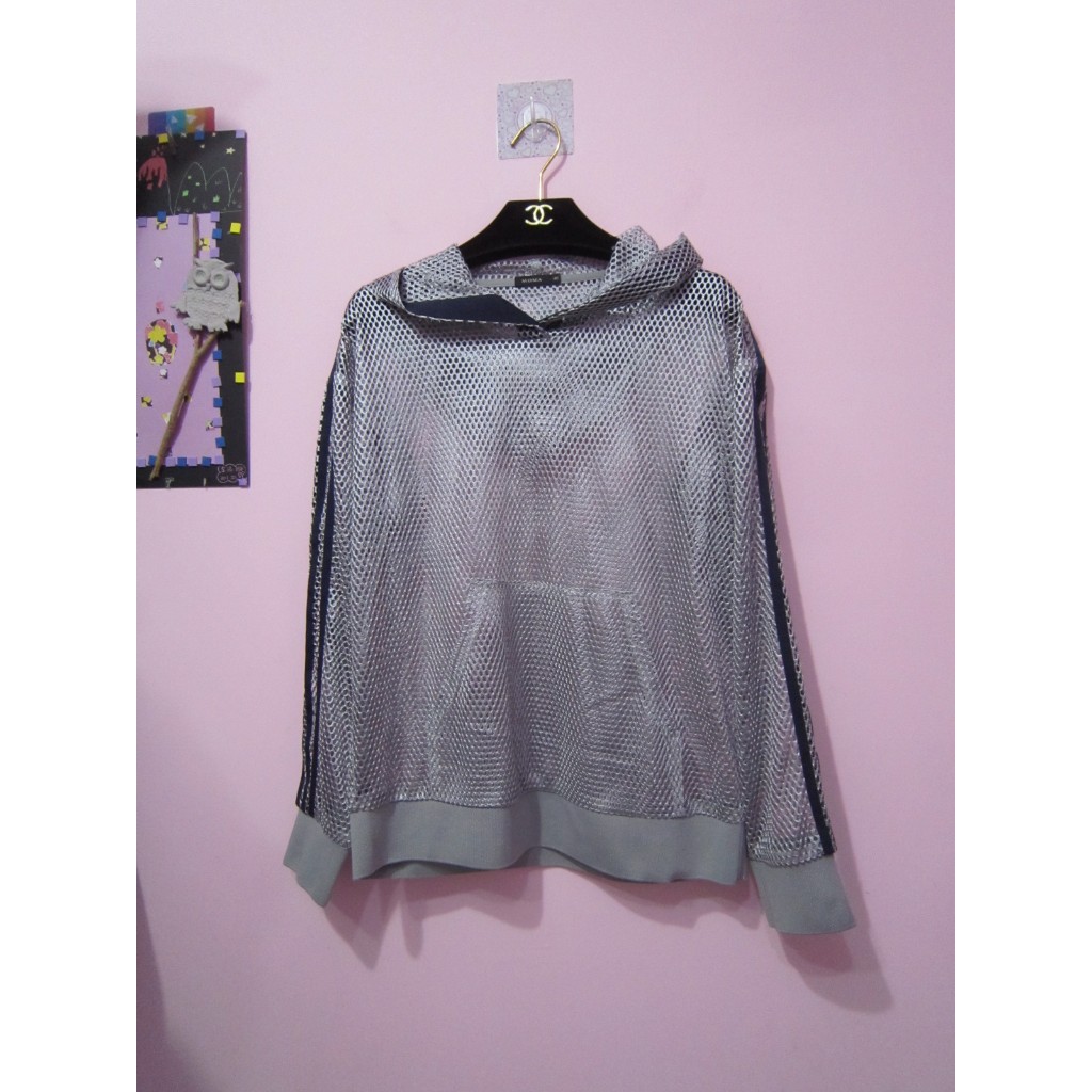 💞MOMA 40號 灰色網眼連帽上衣 | 蝦皮購物