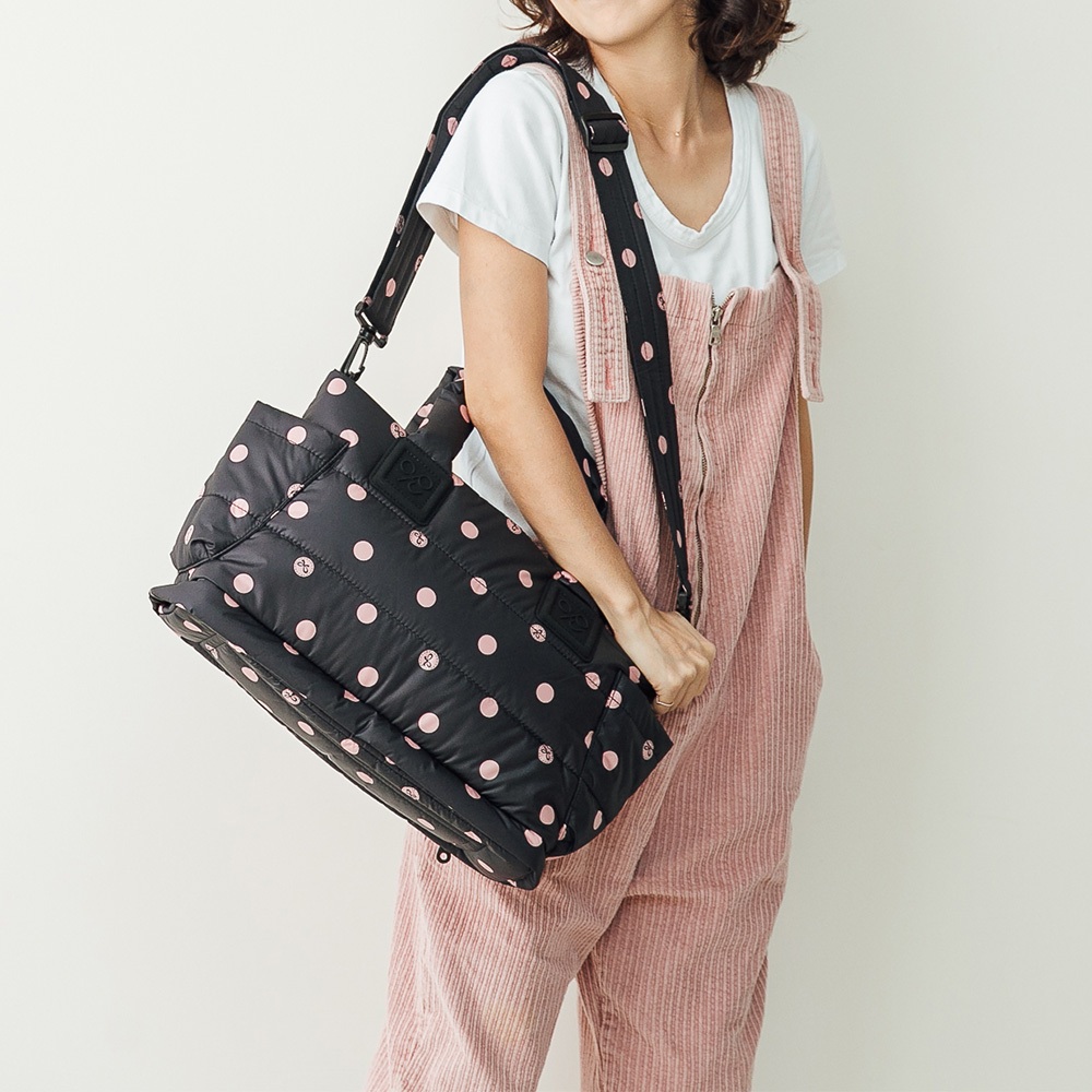 【CIPU】 Airy側背包 手提包 肩背包 單肩包 側背包 斜背包 防潑水 空氣包 多格層 (ECO黑粉點) | 蝦皮購物