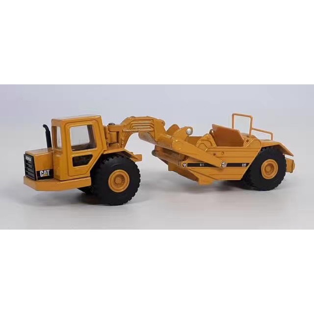 【六四分之一】NORSCOT｜CAT 611型輪式鏟運機｜鏟地車｜1/64合金模型工程車 | 蝦皮購物