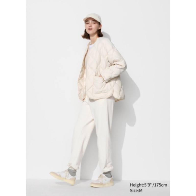 【UNIQLO】優衣褲 女裝 PUFFTECH 輕暖科技外套 469864 米白色 輕巧 保暖 防潑水 菱格紋 | 蝦皮購物