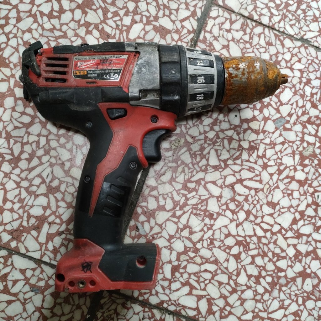 故障 Milwaukee 米沃奇 18V 2602-20 電鑽主機 | 蝦皮購物