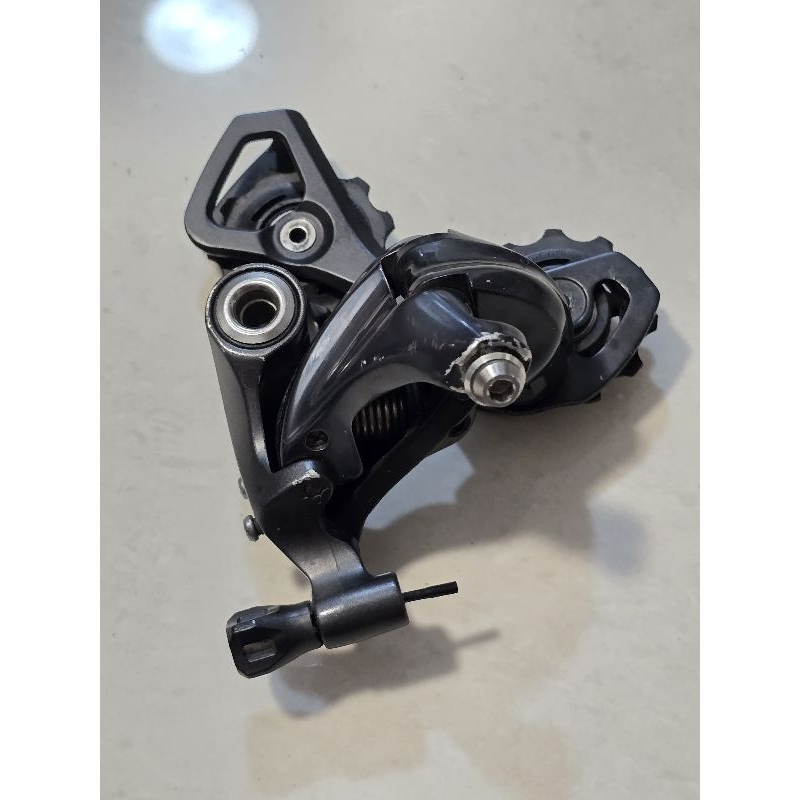 Shimano R6800斷腿後變 | 蝦皮購物
