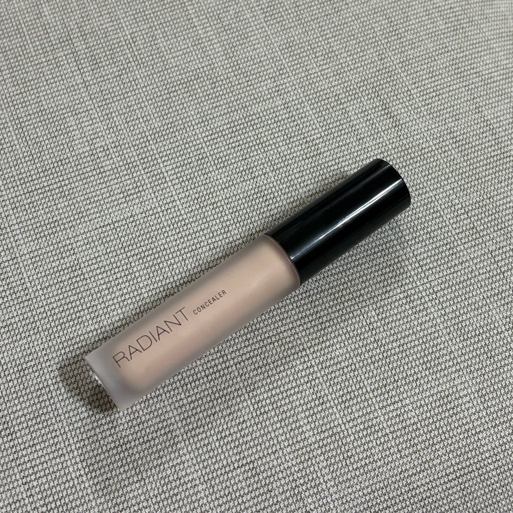 [效期新] Solone 柔焦飾底遮瑕乳 01 瓷白 02 暖陶 Porcelain 遮瑕液 遮瑕膏 遮瑕棒 | 蝦皮購物