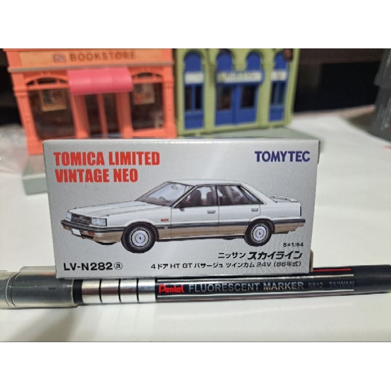 Tomytec Tomica Limited TLV LV-N282a Nissan Skyline 4door 白 | 蝦皮購物