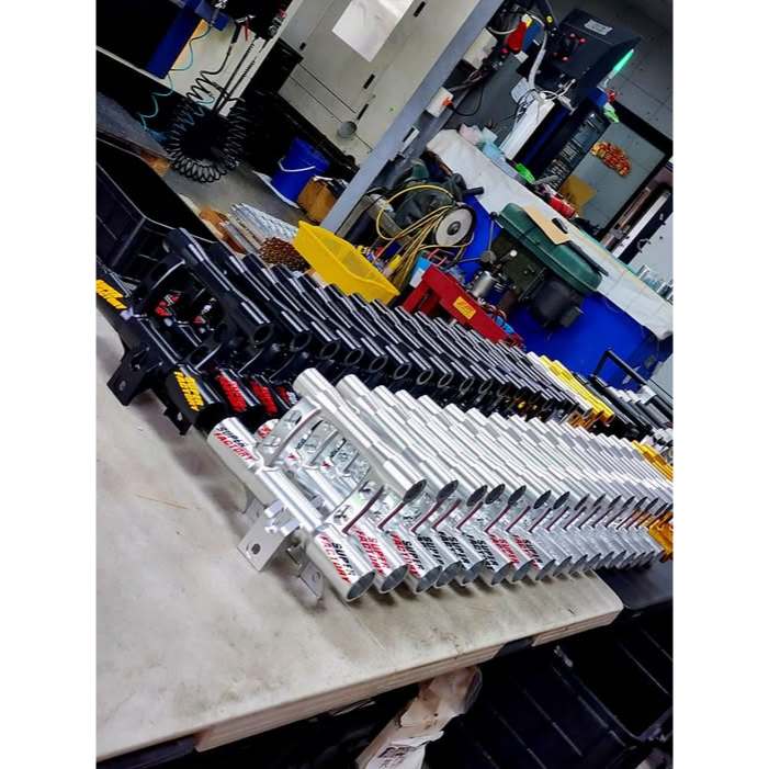 誠一機研 超級工廠 DRG 曼巴 二代 CNC 一體式引擎吊架 原廠長度 加長5公分 龍 MMBCU 三陽 改裝 後搖臂 | 蝦皮購物