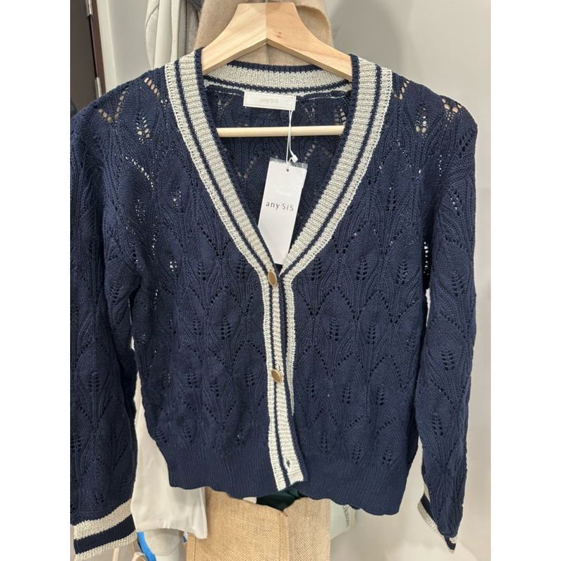 日牌Anysis V領學院風針織外套 深藍色白邊M (全新） | 蝦皮購物