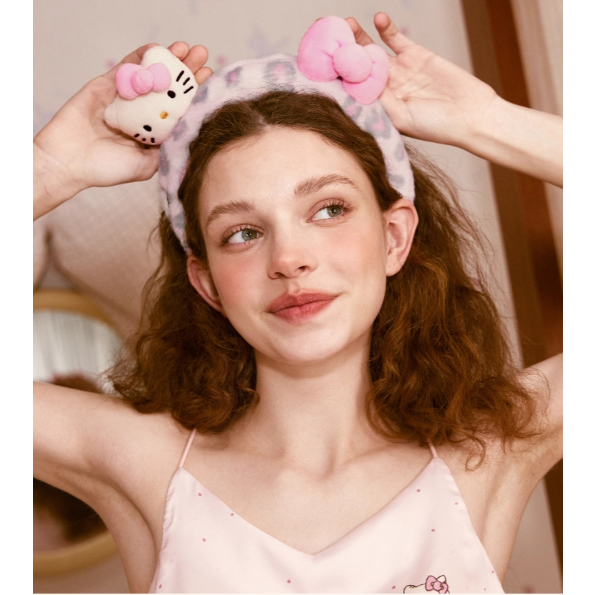 (預購)GUKOO果殼 ins HelloKitty聯名 髮箍 毛絨 可愛 束髮 洗漱髮箍 | 蝦皮購物