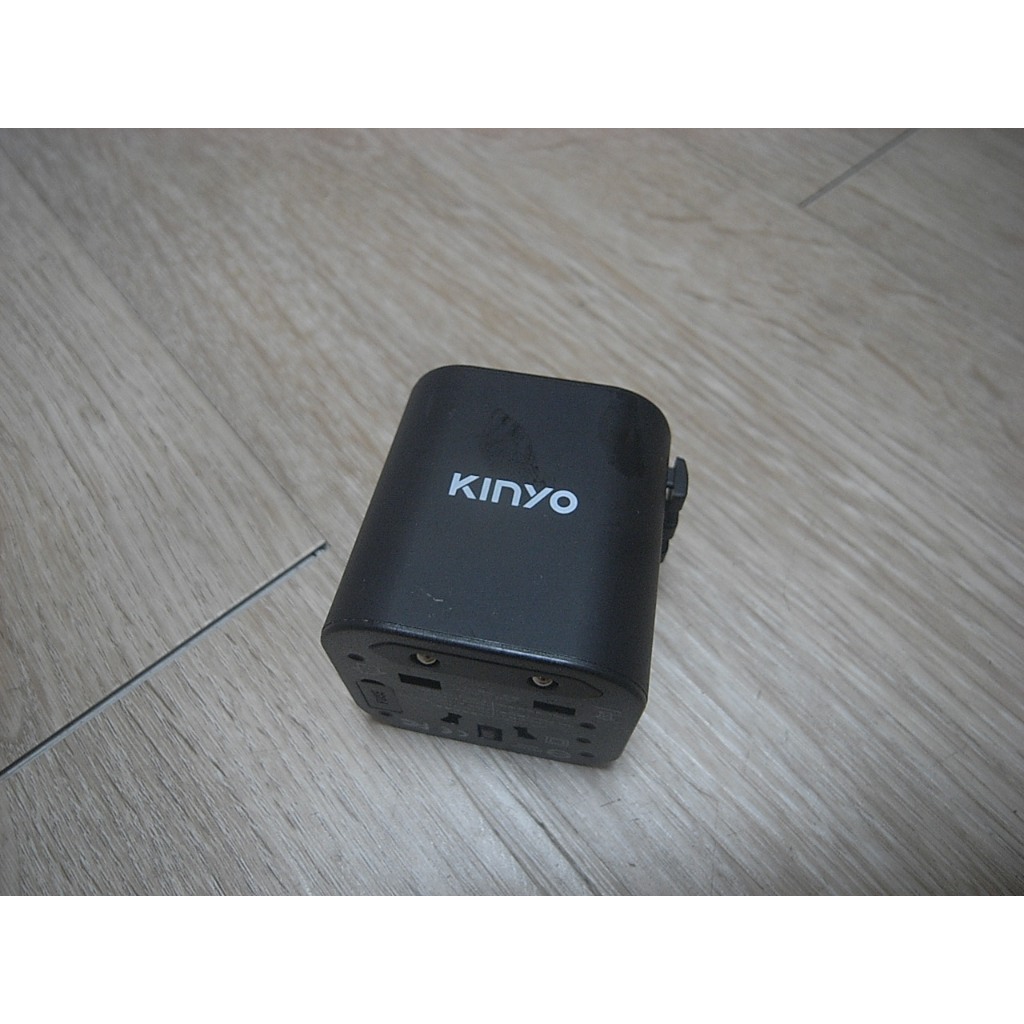 二手 KINYO 旅行 萬國轉接頭 贈收納包 全球通用 多色 旅行轉接頭 保固一年 多合一轉接頭 通過BSMI檢測 | 蝦皮購物