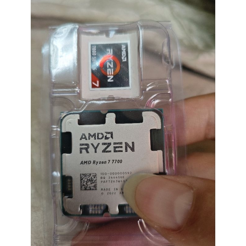 【台南個人自售】台灣公司貨 AMD Ryzen 7 7700 MPK【8核/16緒】AM5腳位/有內顯/含風扇/CPU | 蝦皮購物