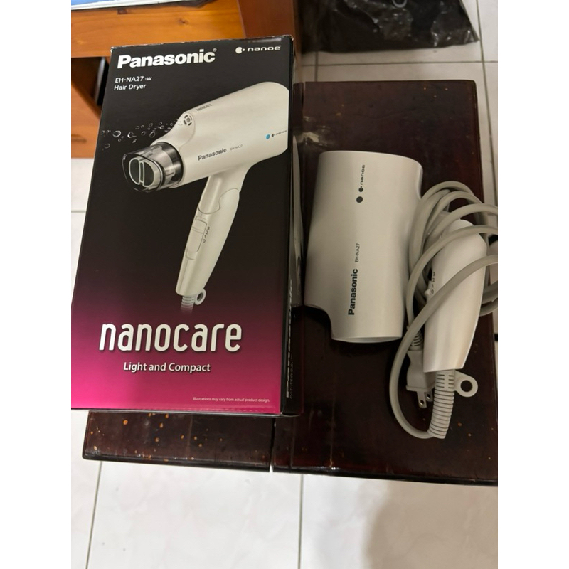 *二手* Panasonic 國際牌 EH-NA27-w 奈米水離子摺疊吹風機 三段溫控 白 | 蝦皮購物