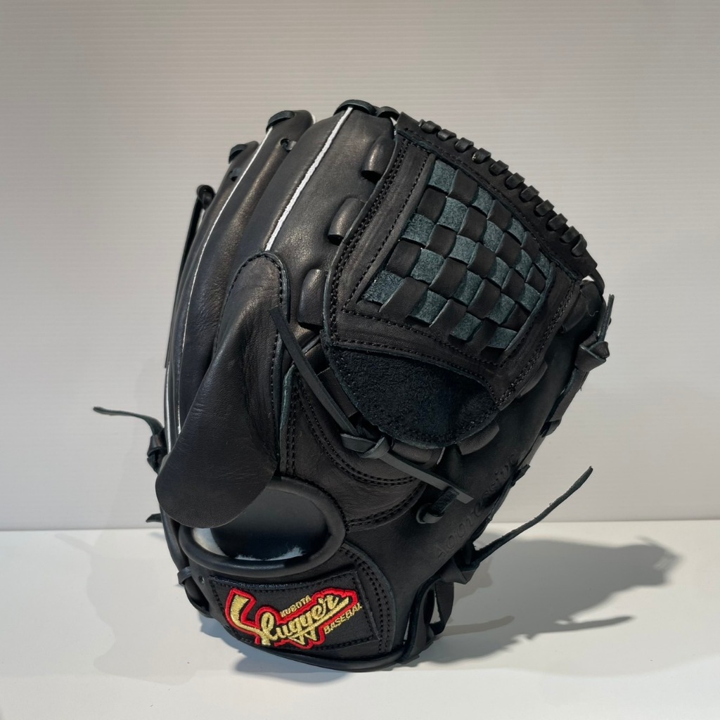 【大魯閣】 久保田軟式棒球手套C-7928 日本製 kubota slugger 投手 手套 黑 KSN-MP18 | 蝦皮購物