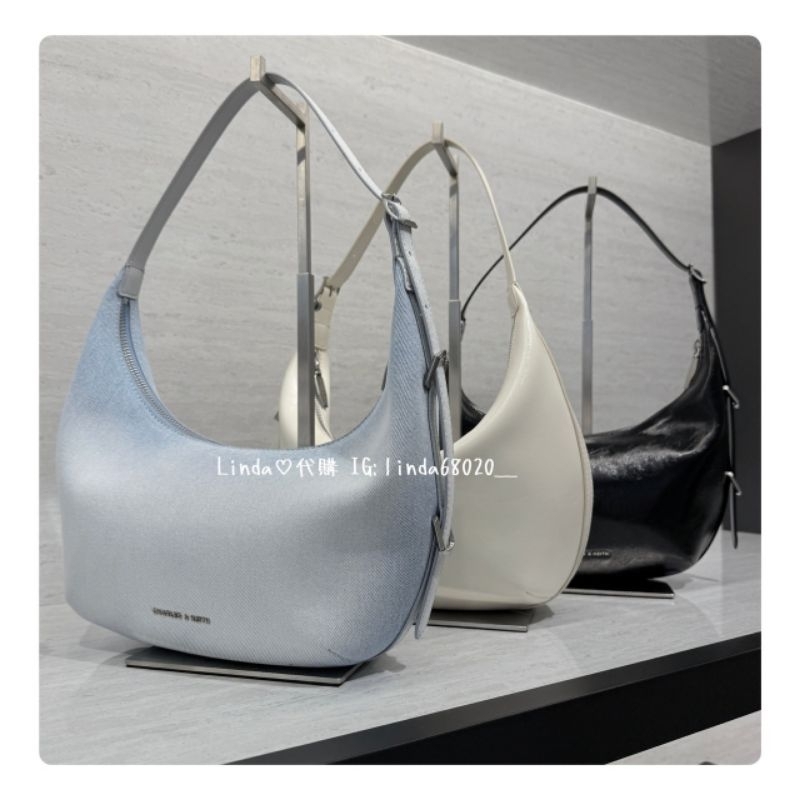 Linda ️代購 Charles & Keith 小CK 拉鍊彎月包 側肩包 CK2-40782526 銀色 黑 米白 | 蝦皮購物