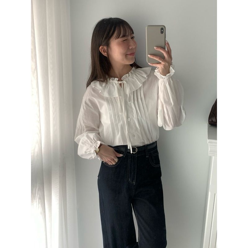 Mooyi-預購｜（推爆！）小花邊上衣 | 蝦皮購物