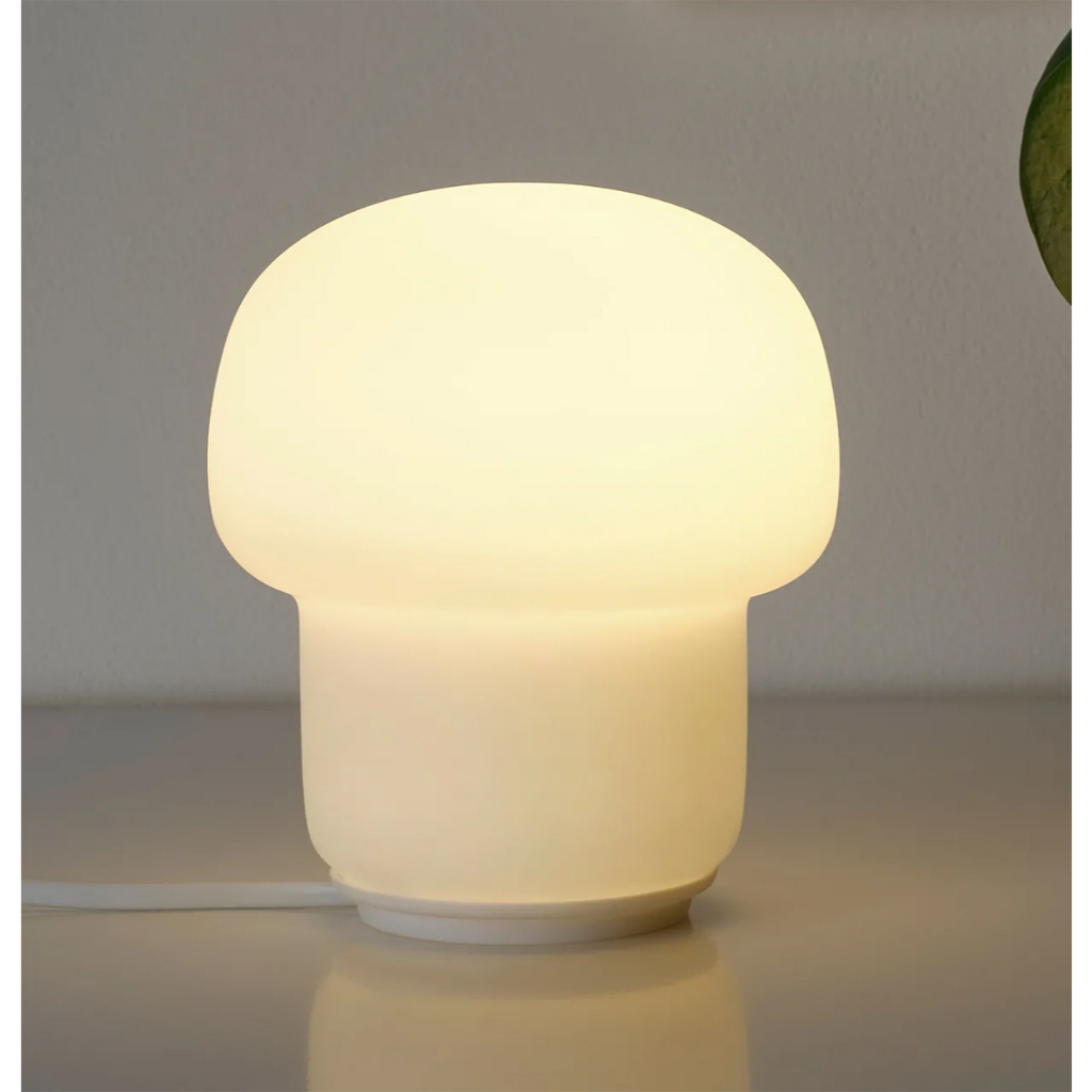 (IKEA宜家代購) TOKABO 桌燈, 玻璃 乳白色(附燈泡) | 蝦皮購物