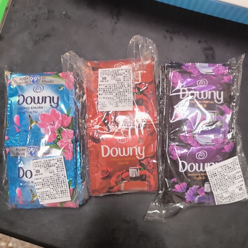 Downy Sachet isi 10 Biru / Ungu / Merah Softener 軟精 | 蝦皮購物