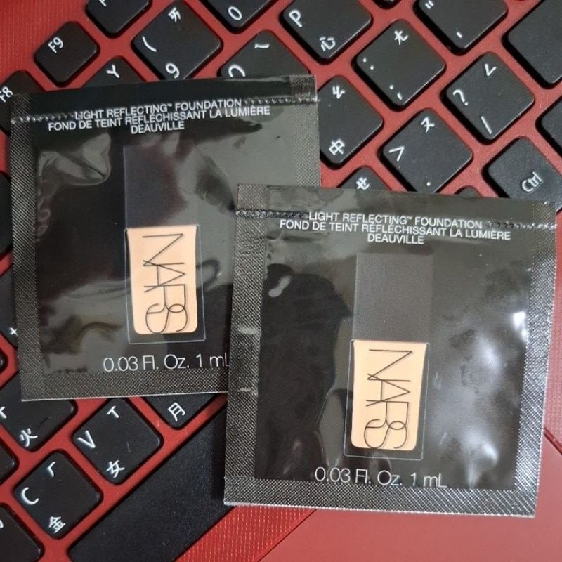 Nars 裸光肌萃粉底精華小光瓶1ml #DEAUVILLE | 蝦皮購物