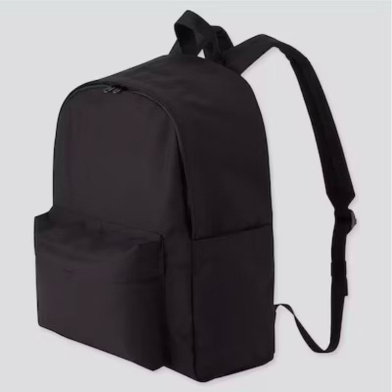 UNIQLO 後背包 基本款 黑色 筆電包 尼龍包 Robic 機能性 防潑水 簡約外觀 書包 | 蝦皮購物