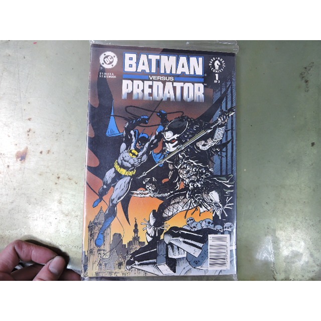 【跨界漫畫首刷】《Batman Versus Predator #1》DC × Dark Horse｜1991年首期 | 蝦皮購物