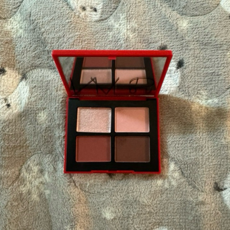 NARS 4色眼彩盤 (傾心愛慕限量版) Sweet Kiss | 蝦皮購物