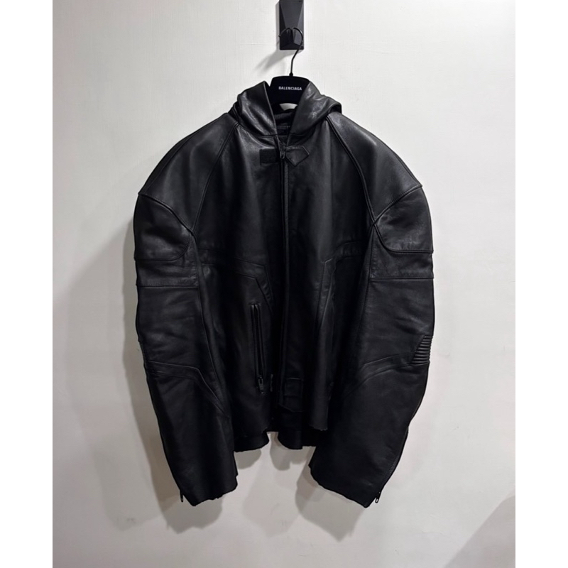 Balenciaga hooded racer leather jacket | 蝦皮購物