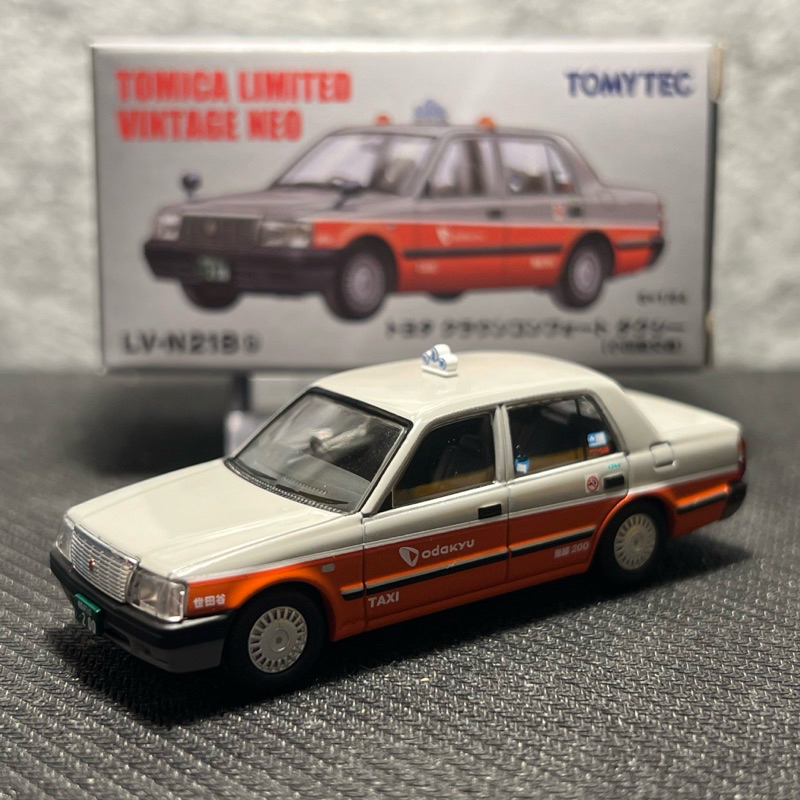 【tlv】TOMYTEC LV-N218b 豐田 Toyota CROWN COMFORT n218 小田急交通 計程車 | 蝦皮購物