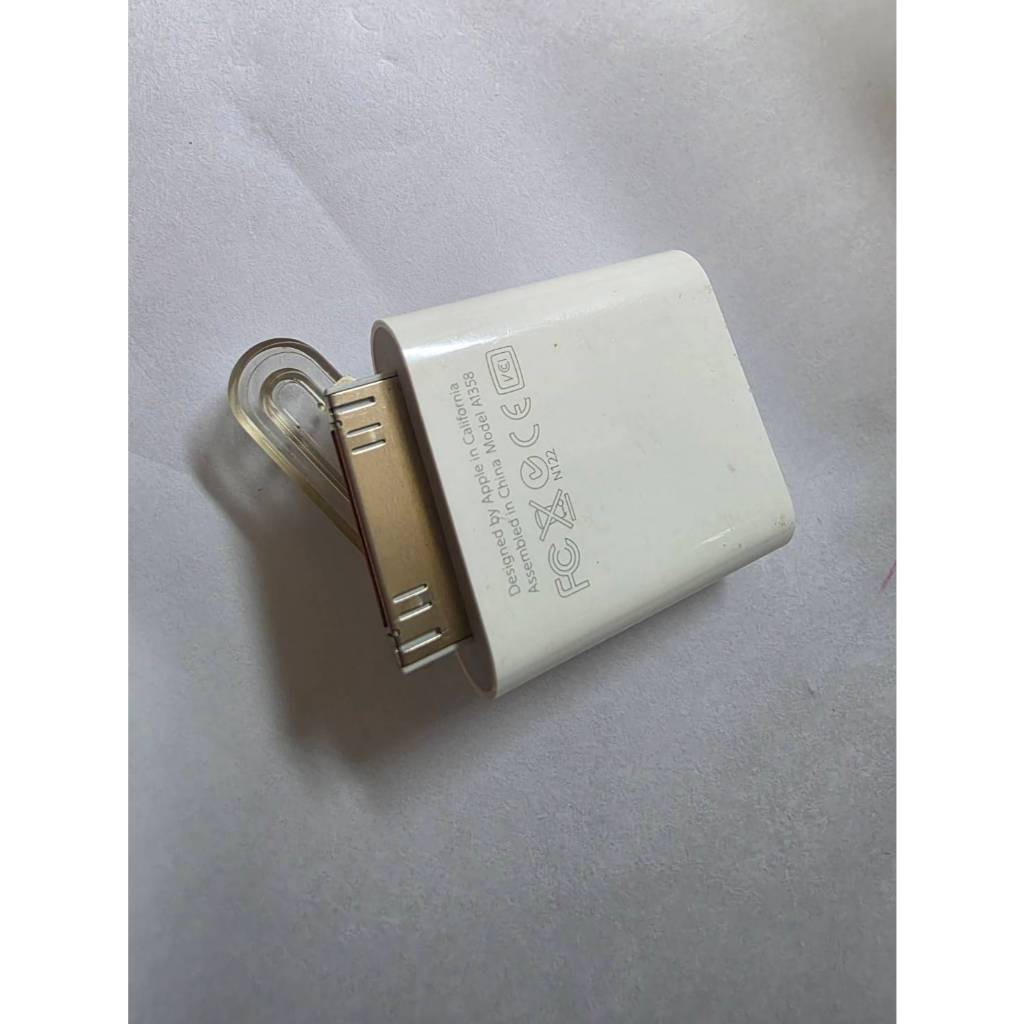 現貨免運8成新 蘋果 Apple 30pin camera usb 轉接頭 A1358 | 蝦皮購物